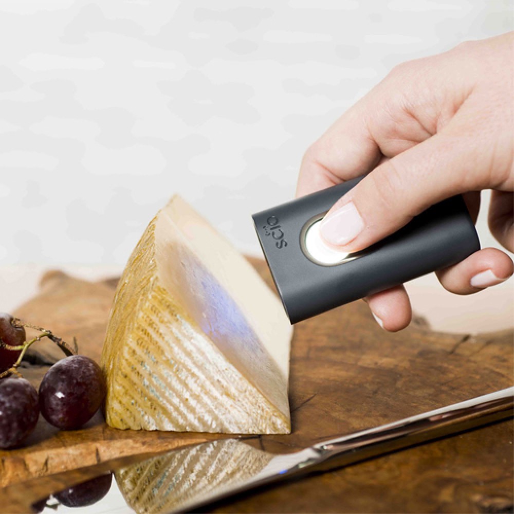 Карманный молекулярный сканер. SCiO Mini купить в Москве по приятной цене